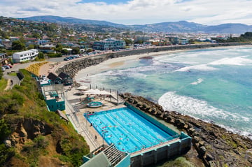 St Clair Hot Salt Water Pool, Dunedin, Otago, New Zealand | CamperMate ...