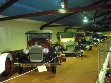 McFeeters Motor Museum and Visitor Information Centre, Central NSW, New ...