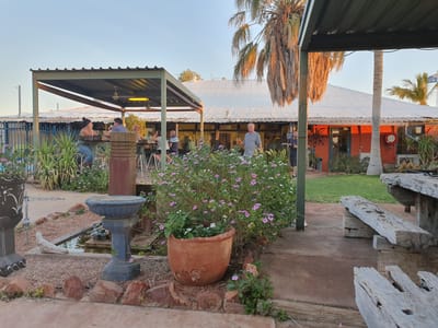 Devils Marble Hotel, Barkly, Northern Territory, Australia | CamperMate ...